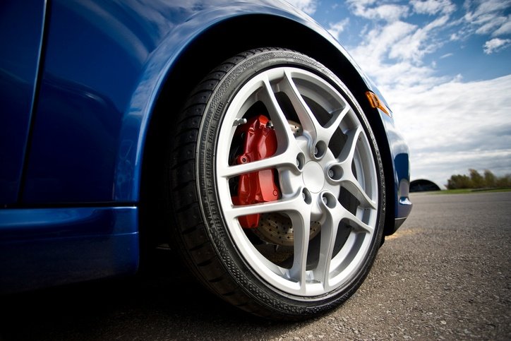 What is a Tire & Wheel Protection Plan? | Signature Auto NY